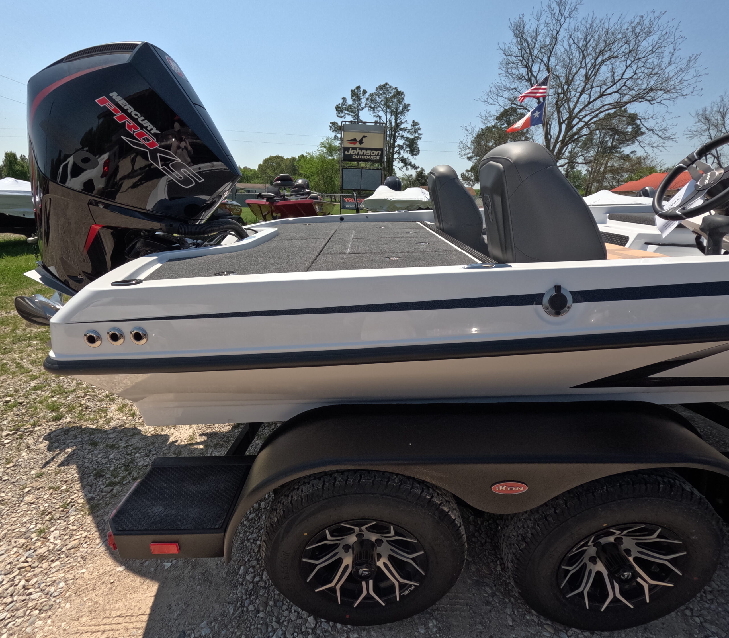 NEW 2025 iKon VLE21 21′ | MERCURY 250 - Sartin Marine